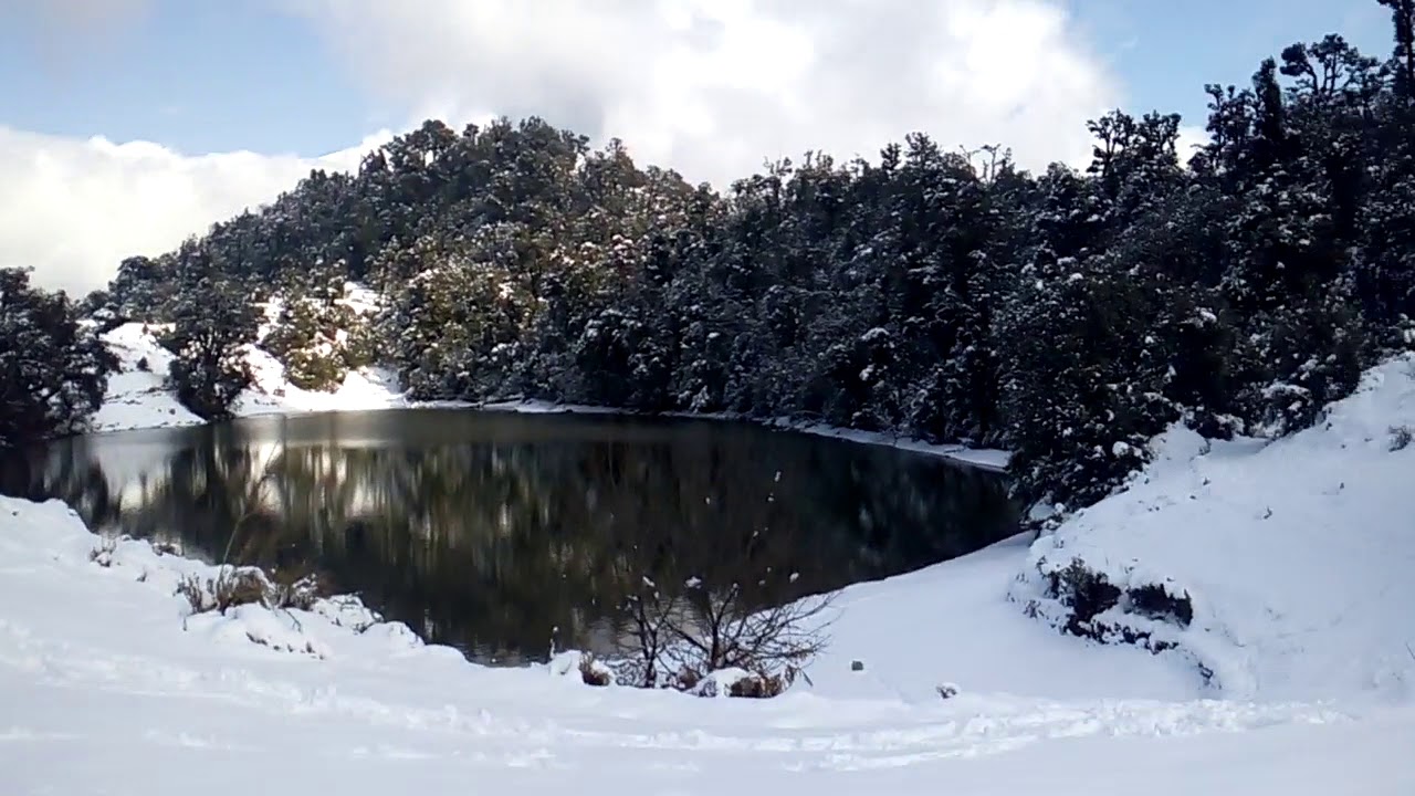 Snowfall in deoria tal - YouTube