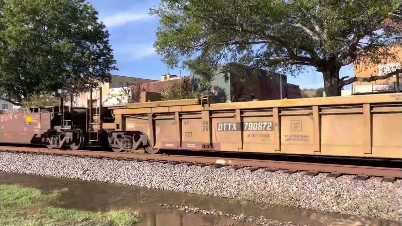 UP 6407 Gladewater, TX - YouTube