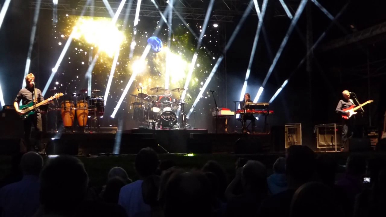 Somewhere - Runrig Hamburg Stadtpark 04/08/2017 - YouTube