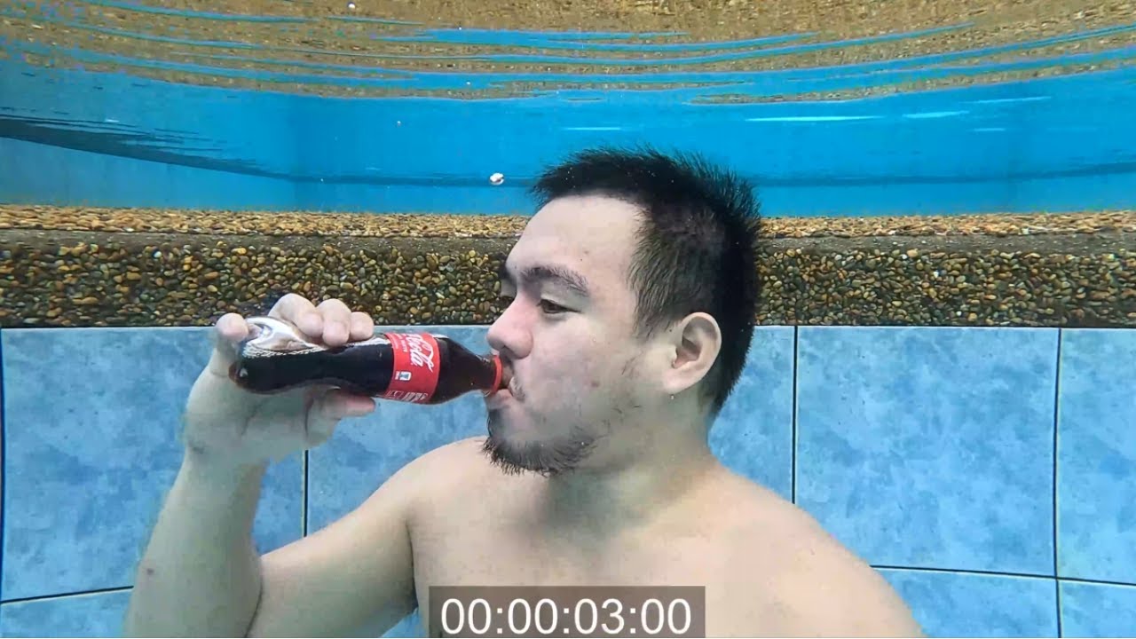 Coke Drink & Breath Hold Underwater - YouTube