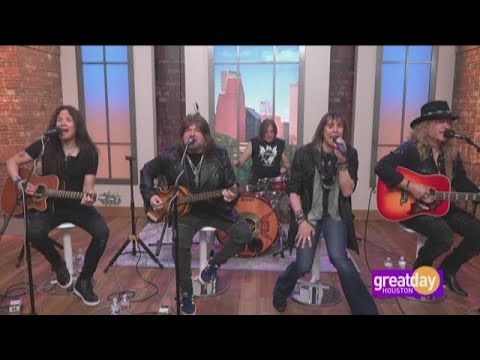 Rock band Tesla performs their hit song "Signs" - YouTube