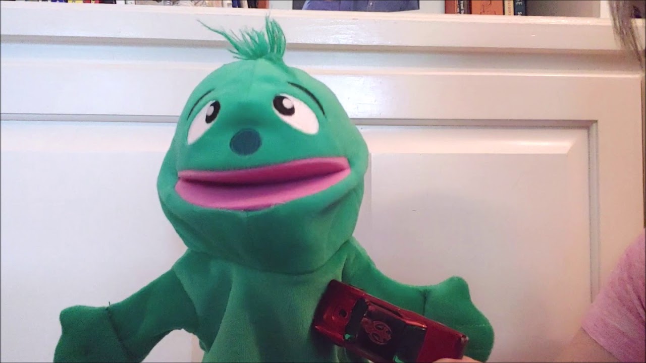 Zippy Teaches Turn Taking - YouTube