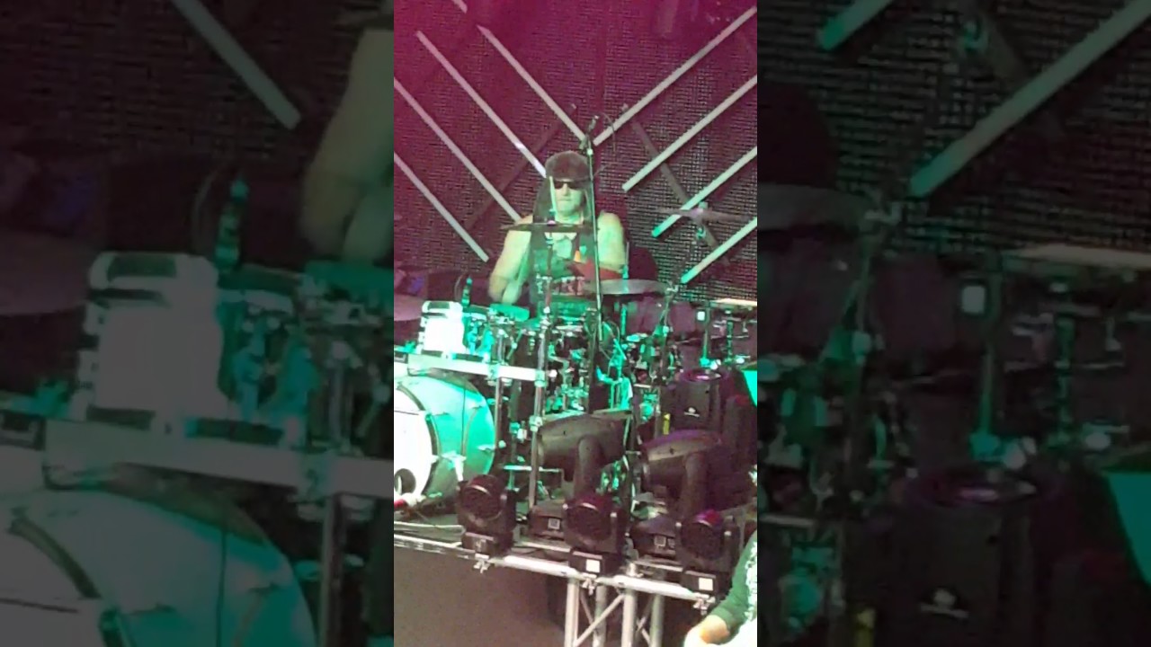 Drummer Bo Gregory - YouTube