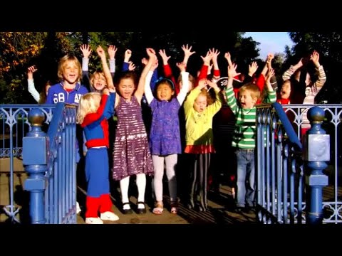 Fideo Cân Dyma Fi | Elin a Huw | Cyw - YouTube