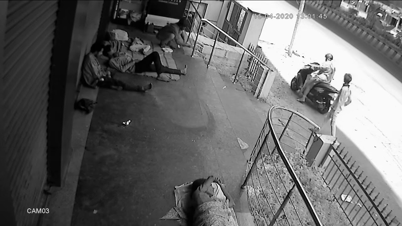 Lady King of All Beggars. Collects Alams From prepaid Beggars who works ...