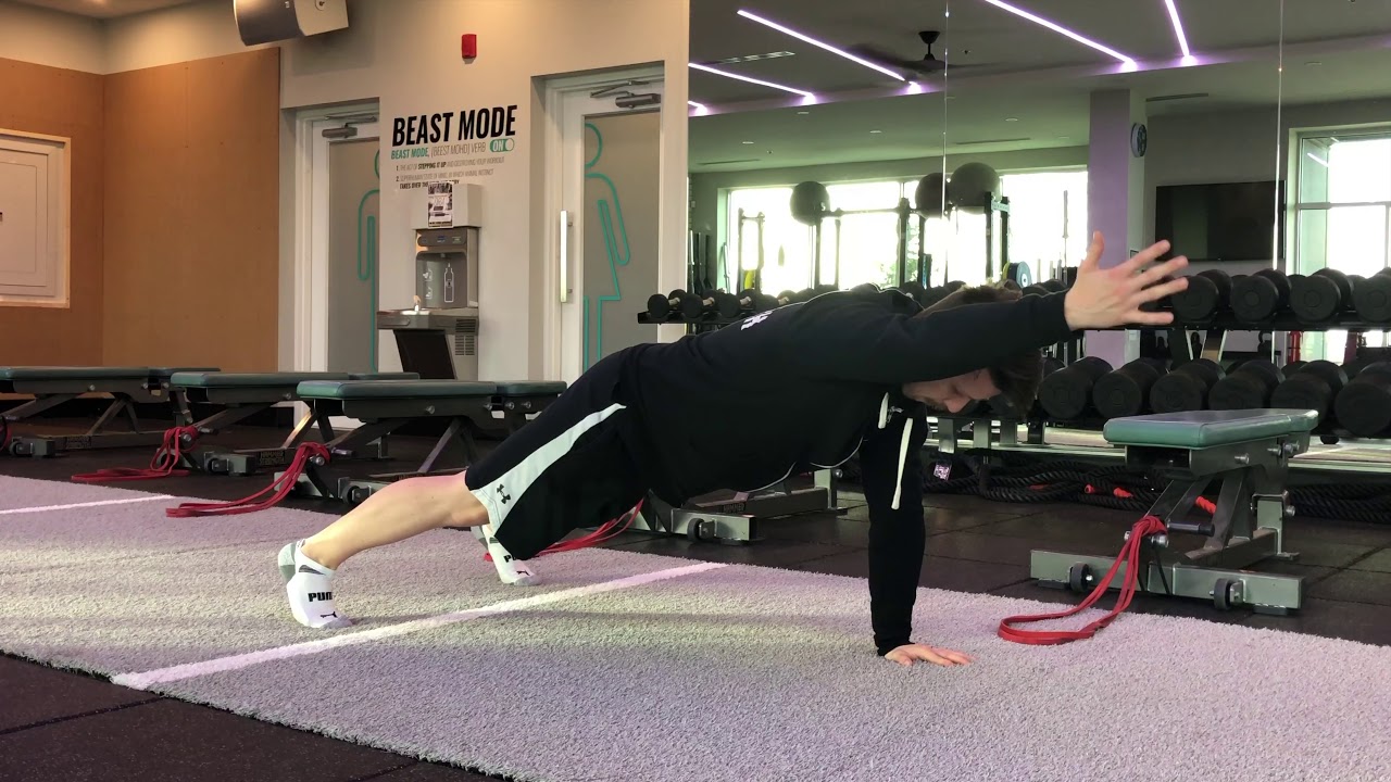Extended Plank Alternating Reach - YouTube