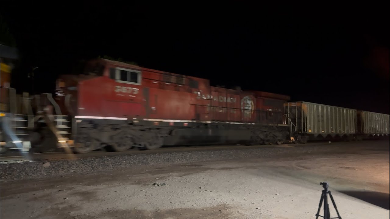 BNSF #9112 Lead’s The Empty Coal Train Through Colorado Springs, CO ...