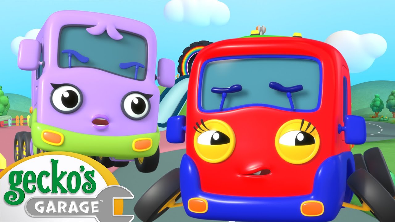 Soft Play Boo Boo! | GECKO'S GARAGE 🐸 | Family Time! 👨‍👩‍👦 | Family ...