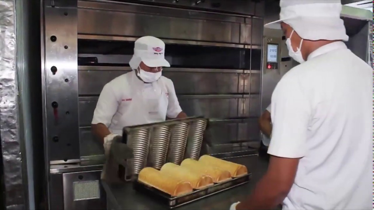 Proses Pembuatan Roti Tawar - YouTube