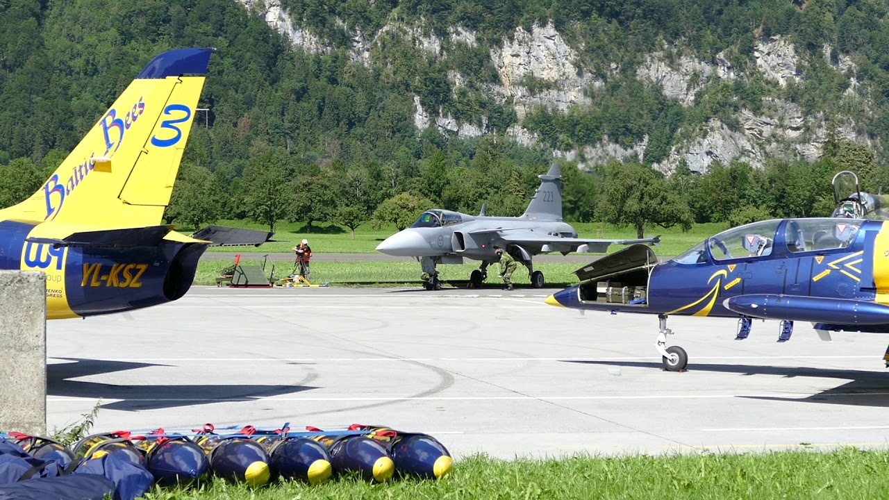 Zigermeet 2019 Saab Gripen starting the engine, canopy closing - YouTube