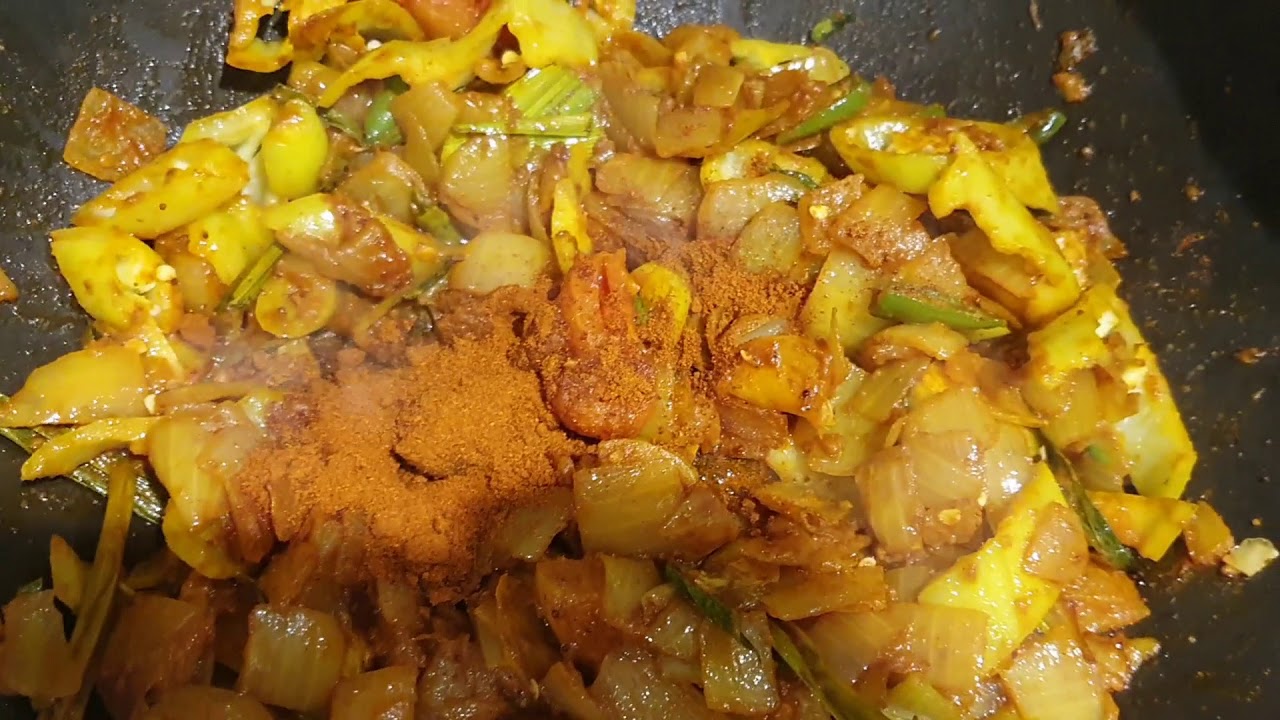 How to make Sri Lankan Deviled Chicken - YouTube