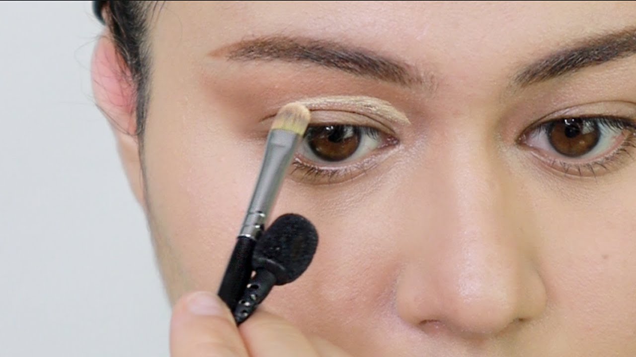 Up Close ASMR Makeup Therapy (ASMR Makeup No Talking) - YouTube