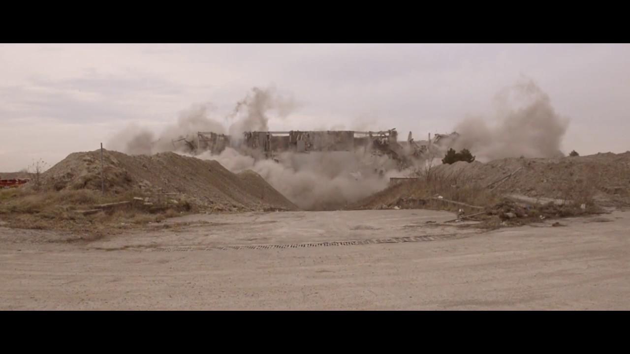 4 Cams - Close ups of the old girl coming down at the Pontiac ...