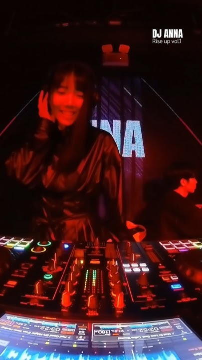 Rise up vol.1 DJ ANNA #soulfulhouse #dj #riseupvol1 #djanna #ashiko - YouTube