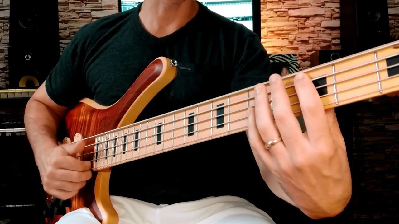 3 SICK PENTATONIC FUNK SLAP GROOVES (Get Inspired To Practice) - YouTube