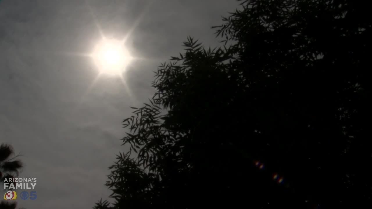 Record-setting heat wave hits Arizona in June - YouTube