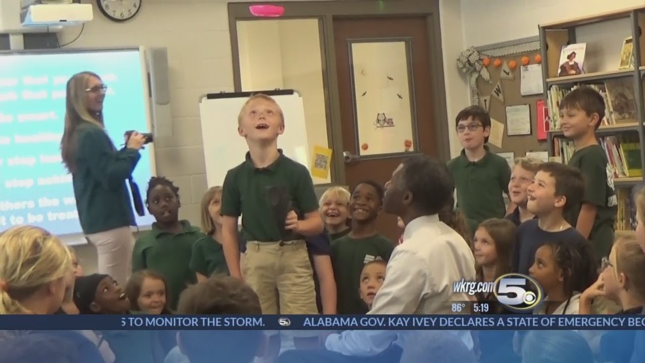 Tanner Williams 3rd Grade on Kidcam - YouTube