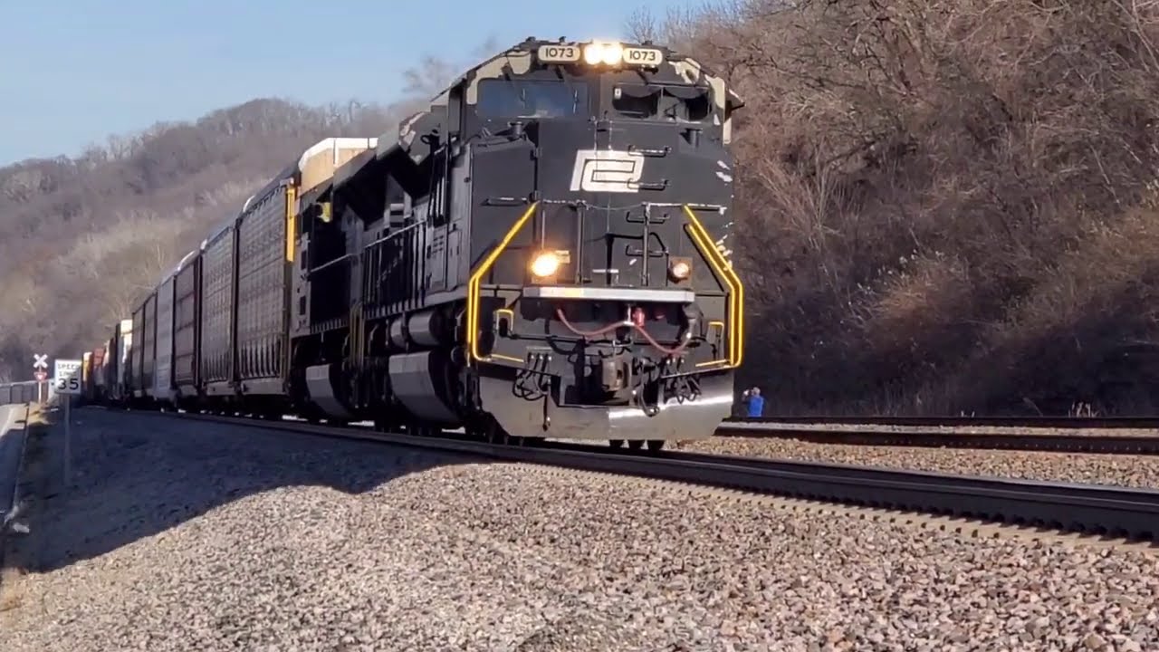 HERITAGE UNIT ALERT! 5 Trains featuring NS 1073 leading train 112, Z ...