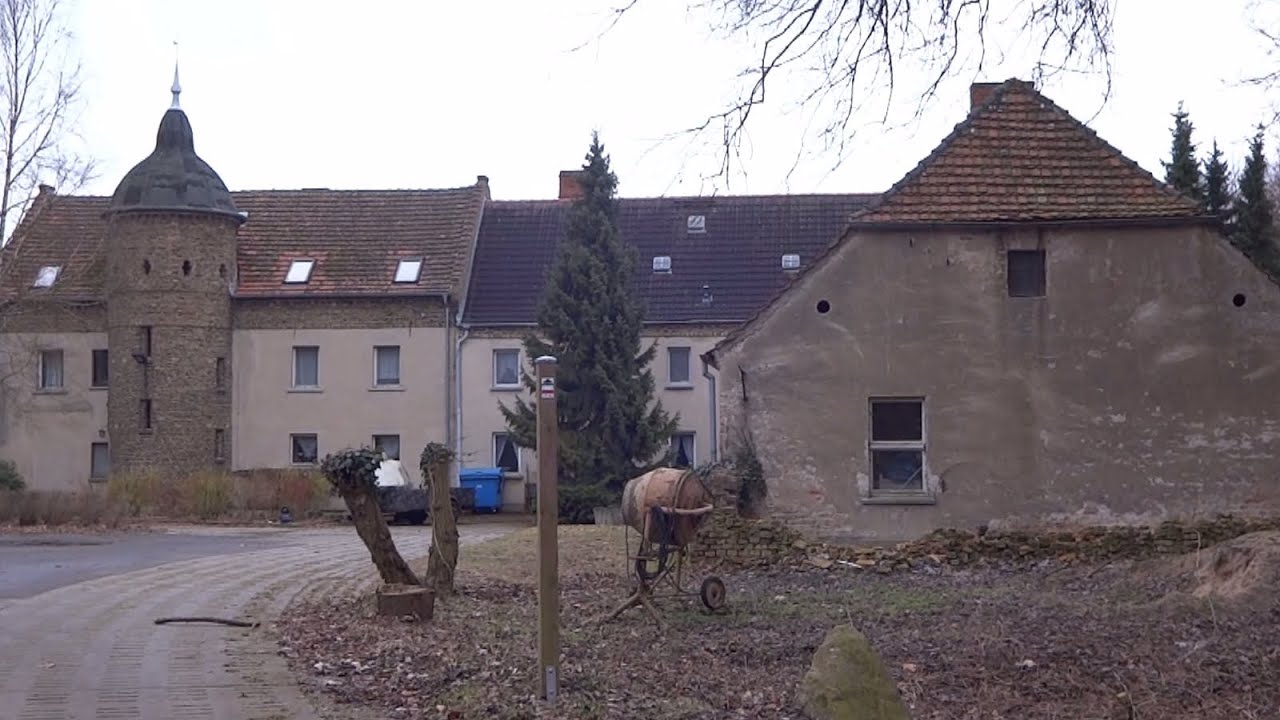 Ehemalige Ziegelei Löcknitz - YouTube