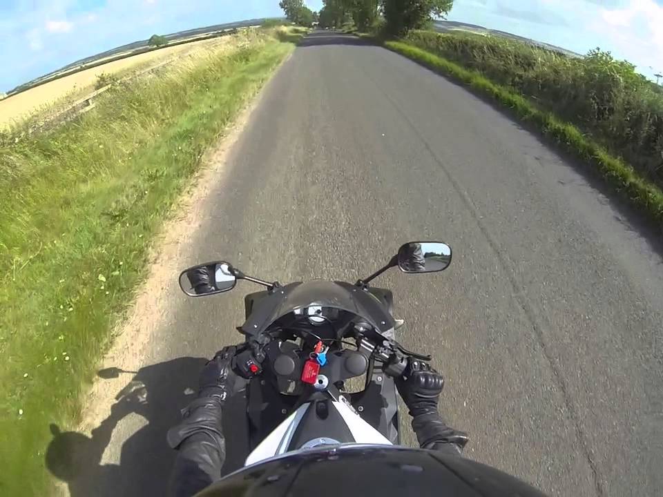 Rieju RS3 125cc Top Speed - YouTube