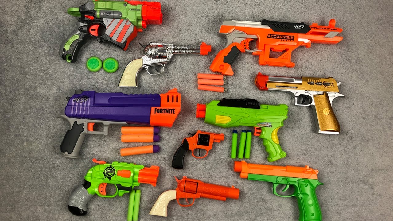 Toy Pistols Box of Toys Assorted Toy Guns - YouTube