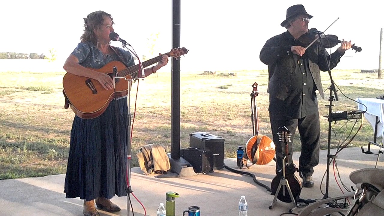 Cattle Call - Liz Masterson and Jody Adams – August 22, 2012 - YouTube