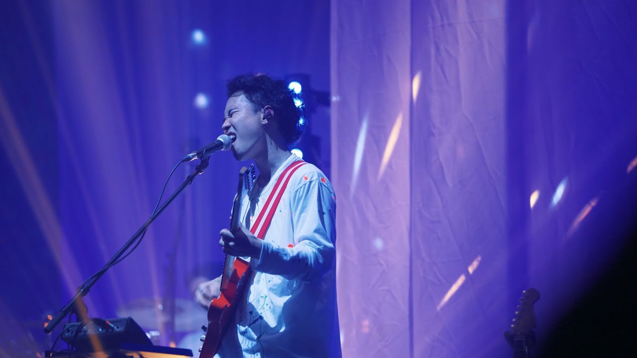 SURL(설) - '내 옆(Beside)' Live Video (Live at concert 'Colors') - YouTube