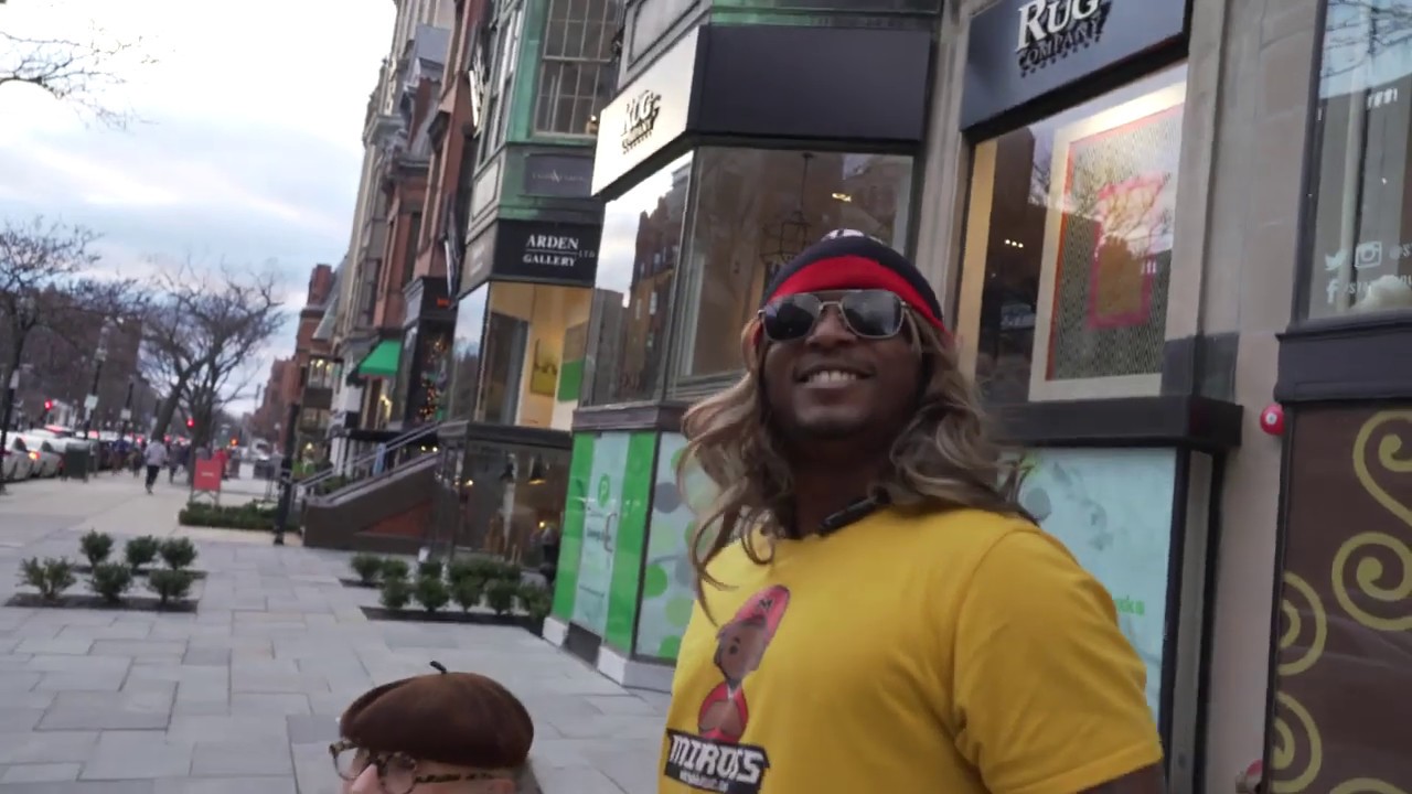 Mic Ross meets the Hurdy Gurdy Boston guy - YouTube