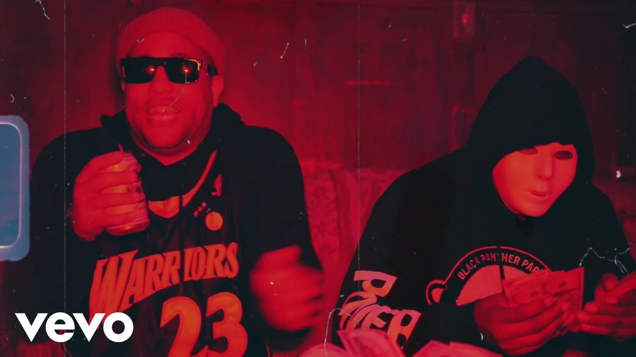 RPxSB (Roddy Picante x Stay-Bizzy) - POWELL STREET STATION - YouTube