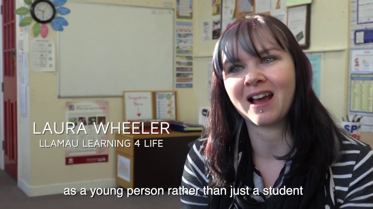 Laura Wheeler, Inspire! Tutor Award winner 2019 - YouTube