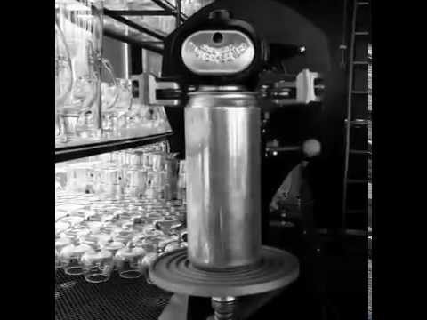 Bailey's Taproom Crowler® Machine - YouTube