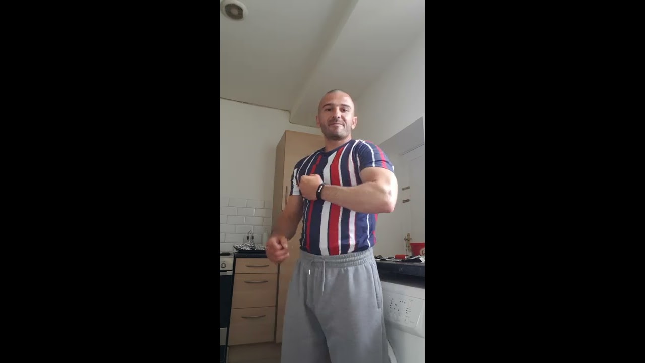 Flexing Muscles Youtube