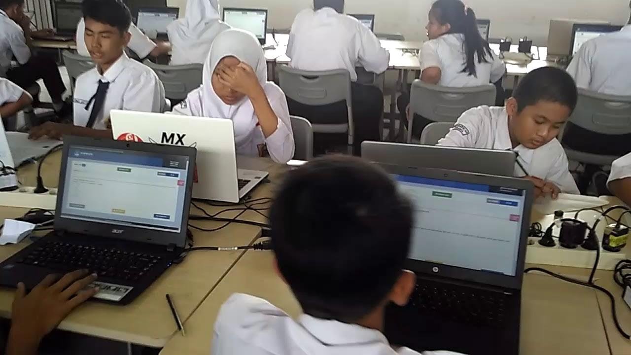 Simulasi UNBK R. 1 SMPN 160 Jakarta _ Selasa, 29-1-2019 sesi 2HD 2019 ...