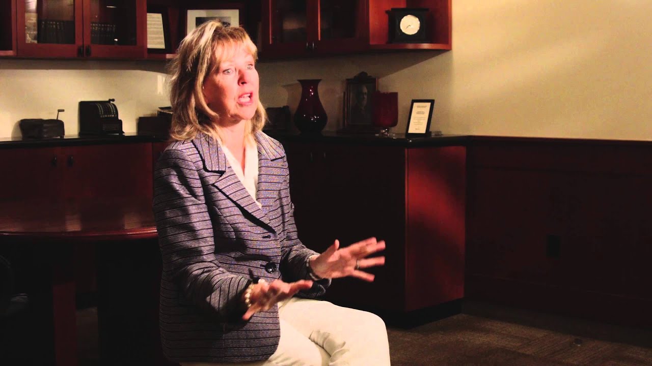 Crowell MBA: One-on-One Mentoring - YouTube