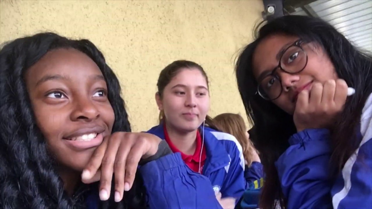 INTERVIEWING CLASSMATES WITH SOME QUESTIONS PT.2 - YouTube