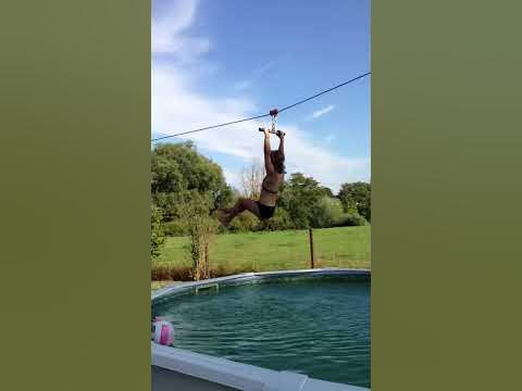 Ma tyrolienne dans mon jardin - YouTube