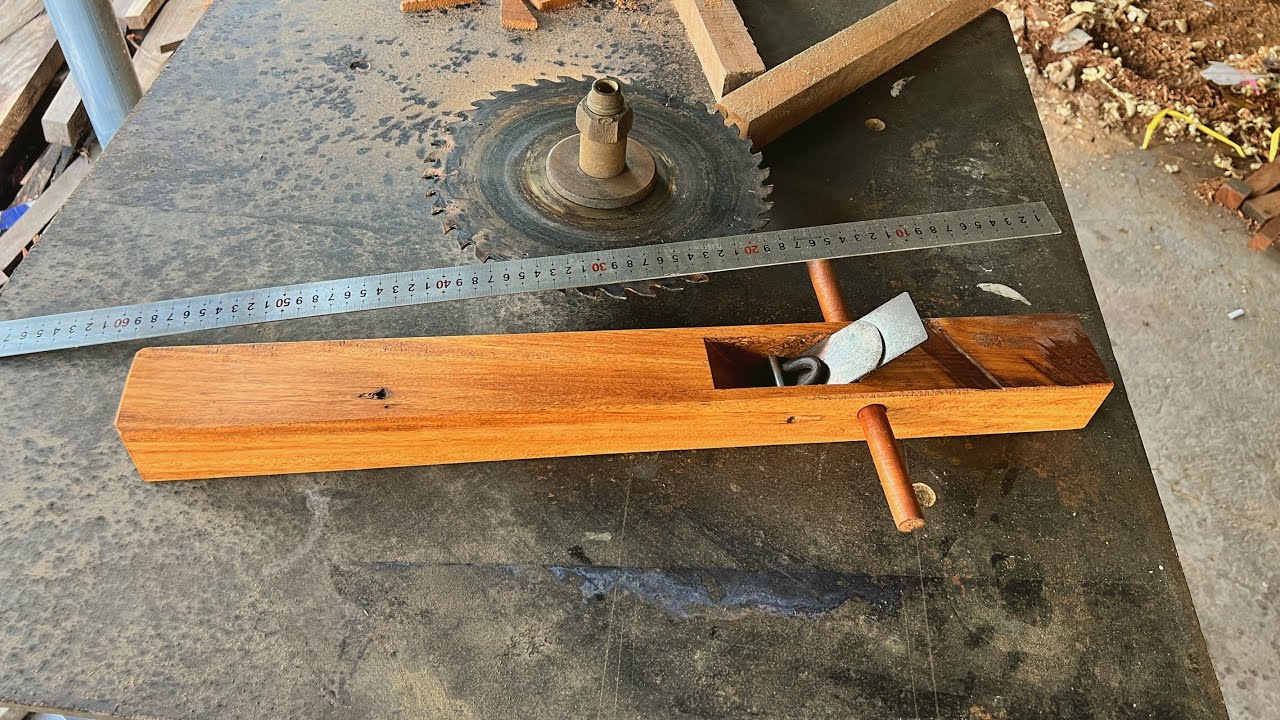 MADE a very long craft wood planer by myself | Woodworking Wisdom - YouTube