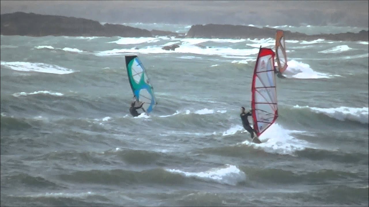Windsurfing Rhosneigr back loop crashes - YouTube