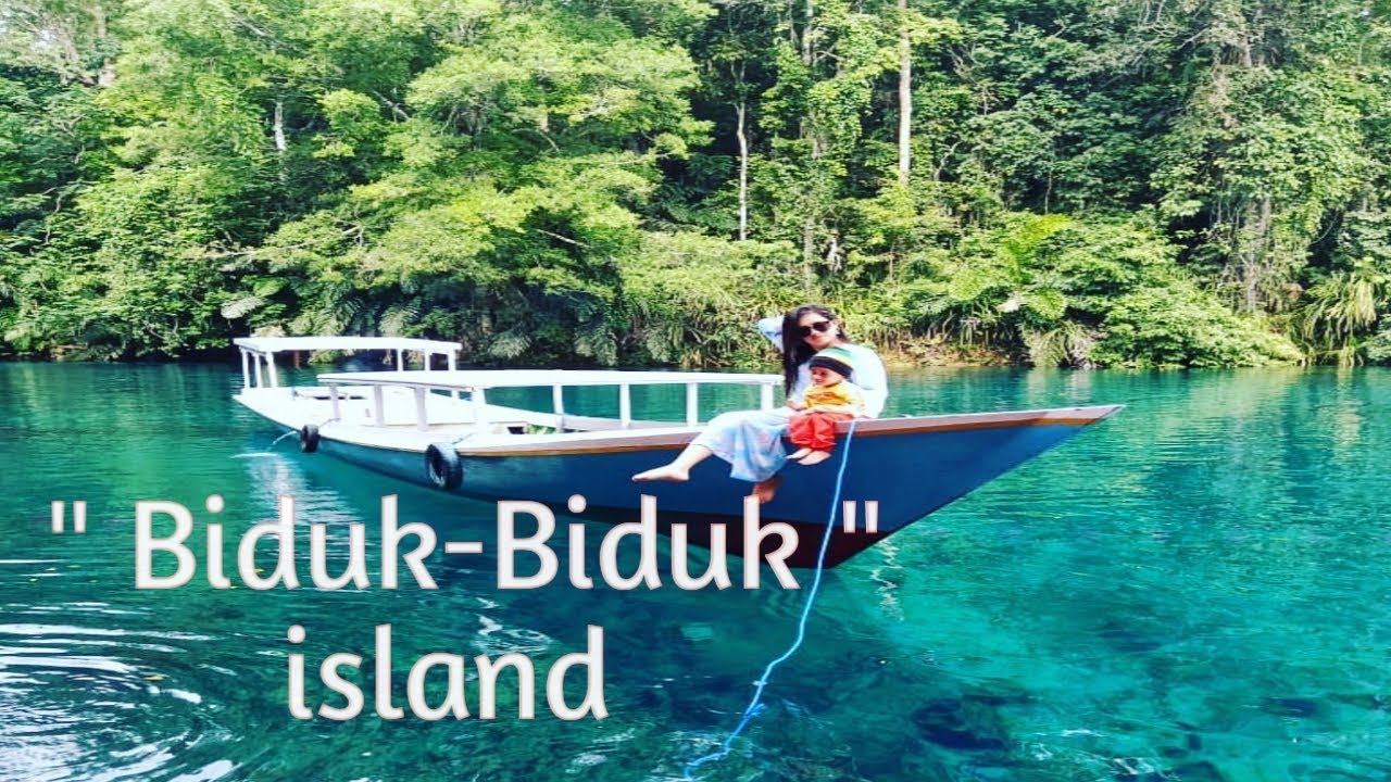 Keseruan di pulau Biduk-Biduk |Biduk-Biduk island|Yutika official ...