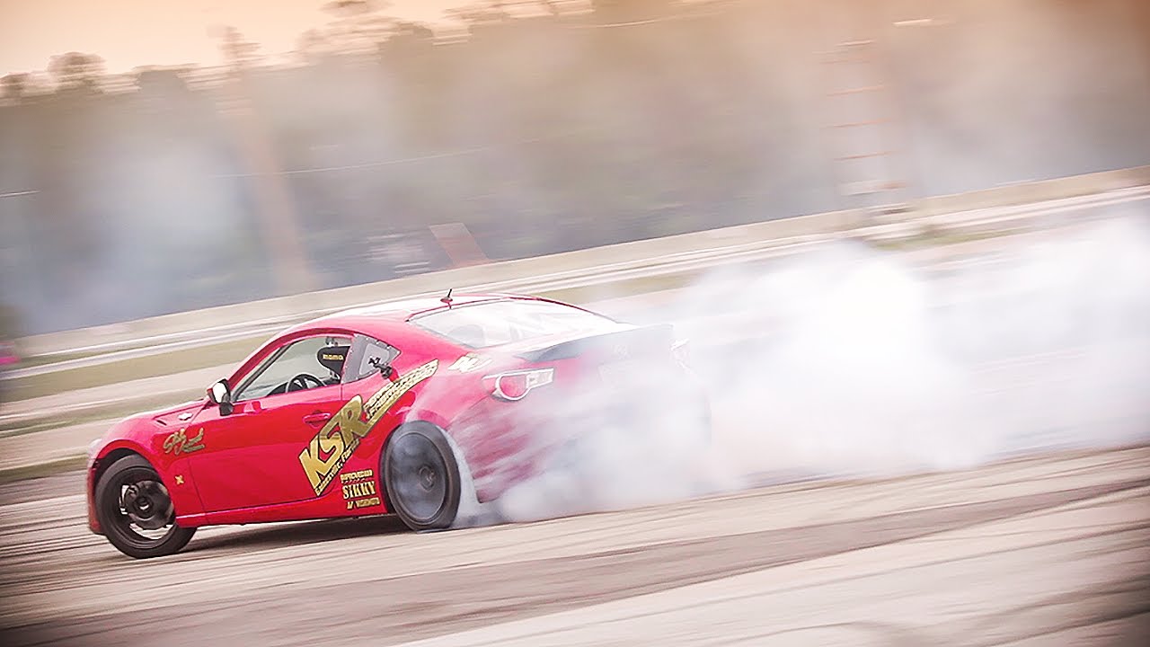 Adam LZ killing tires @ Drift Day - Green Cove Dragway, FL - YouTube