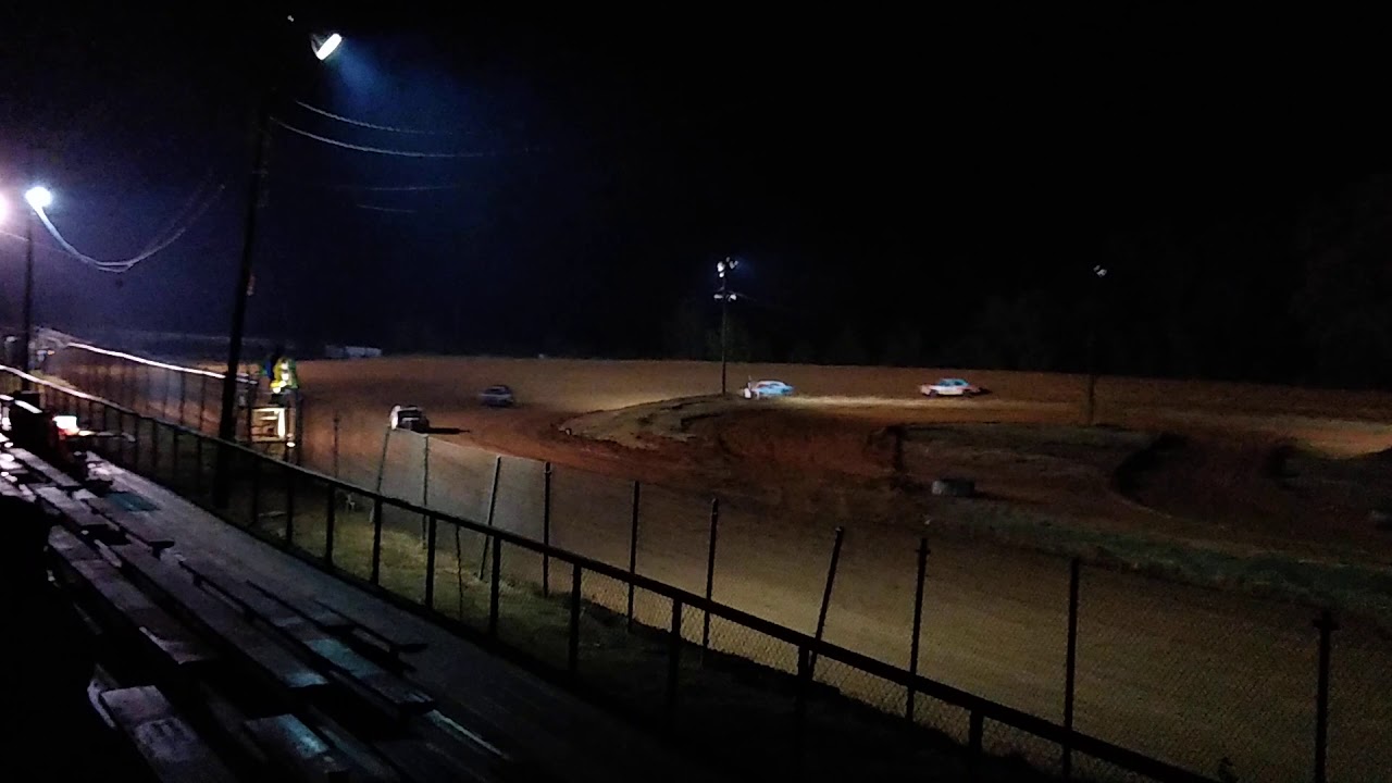 Centerville Super Speedway Bomber Feature 11-01-2019 Featuring Bob ...