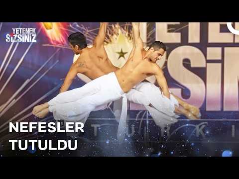 Dengenin ve Esnekliğin Zirvesi Akrobatik Şovlar | Yetenek Sizsiniz
