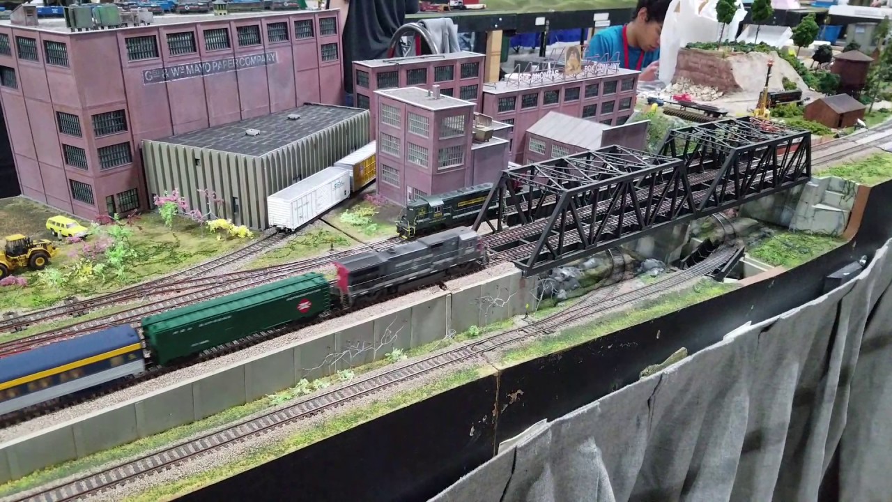 Amherst Belt Line at Springfield in 4k - YouTube