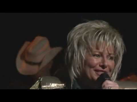 Carol Rich and Friends - Hallelujah - Carol RIch - Country pop - YouTube