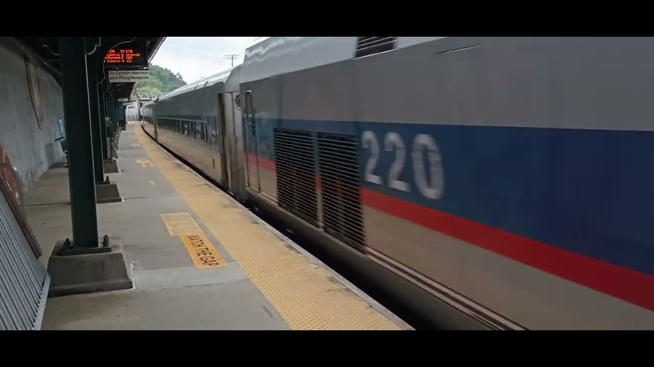 Dobbs Ferry, NY up-close - MNR express and local trains, September 13 ...