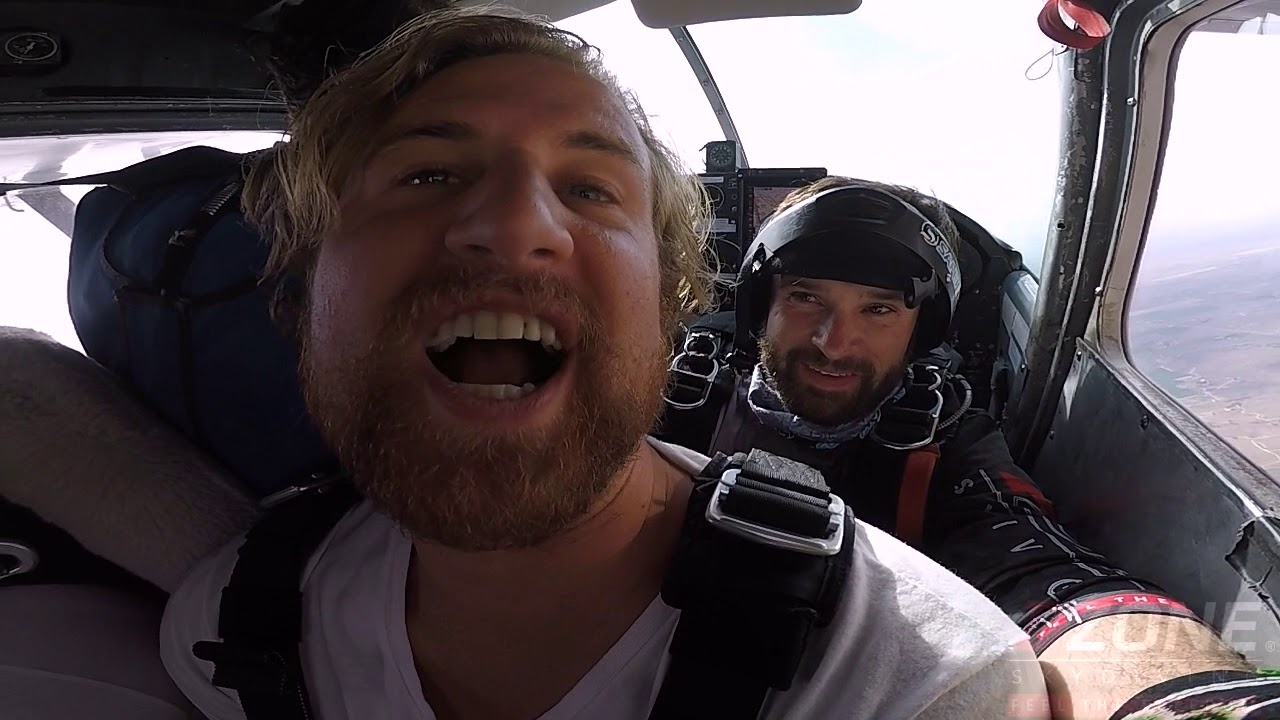 JOSHUA GARLING's DZONE Tandem skydive at Skydive Idaho! - YouTube