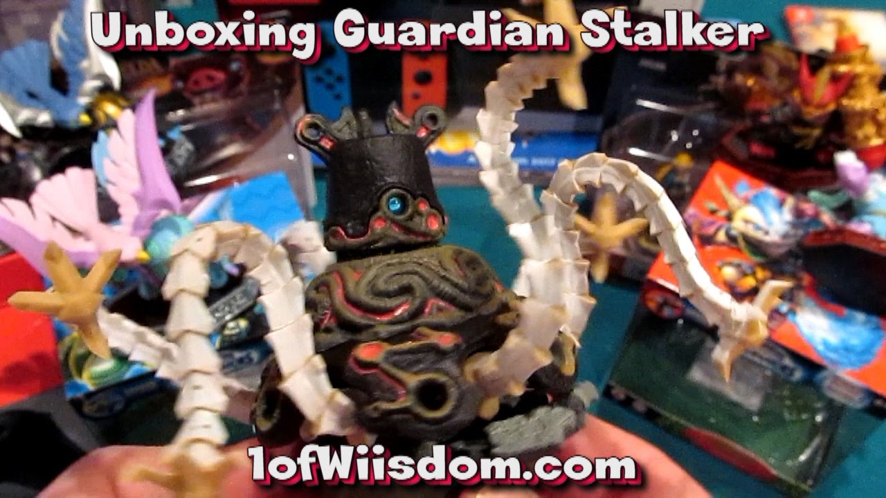 Nintendo amiibo Showcase: Unboxing Guardian Stalker (Legend of Zelda ...