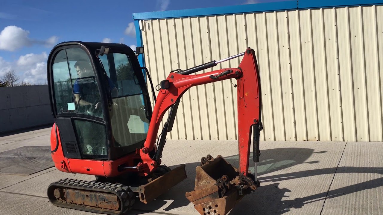 2011-JCB 8014 1.5 TON MINI DIGGER - YouTube