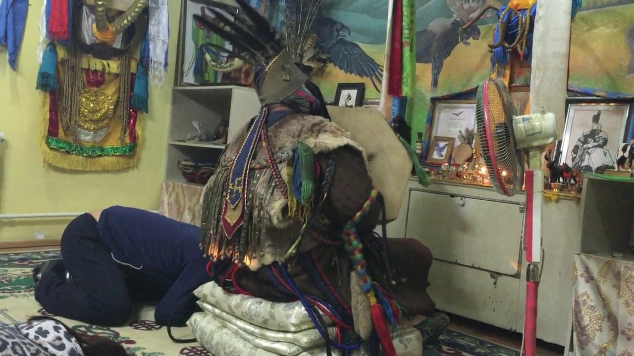 Darkhad zairan...(2016) Дээдсүүдийг зуланд урин залан дуудаж байна ...