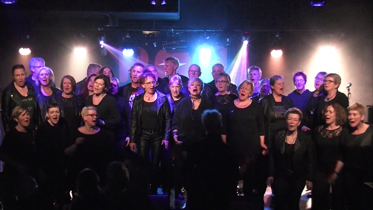 Xing Rocks - Its My Life - YouTube
